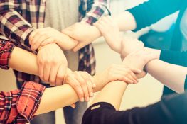 The importance of joy and dancing - Breslov.org